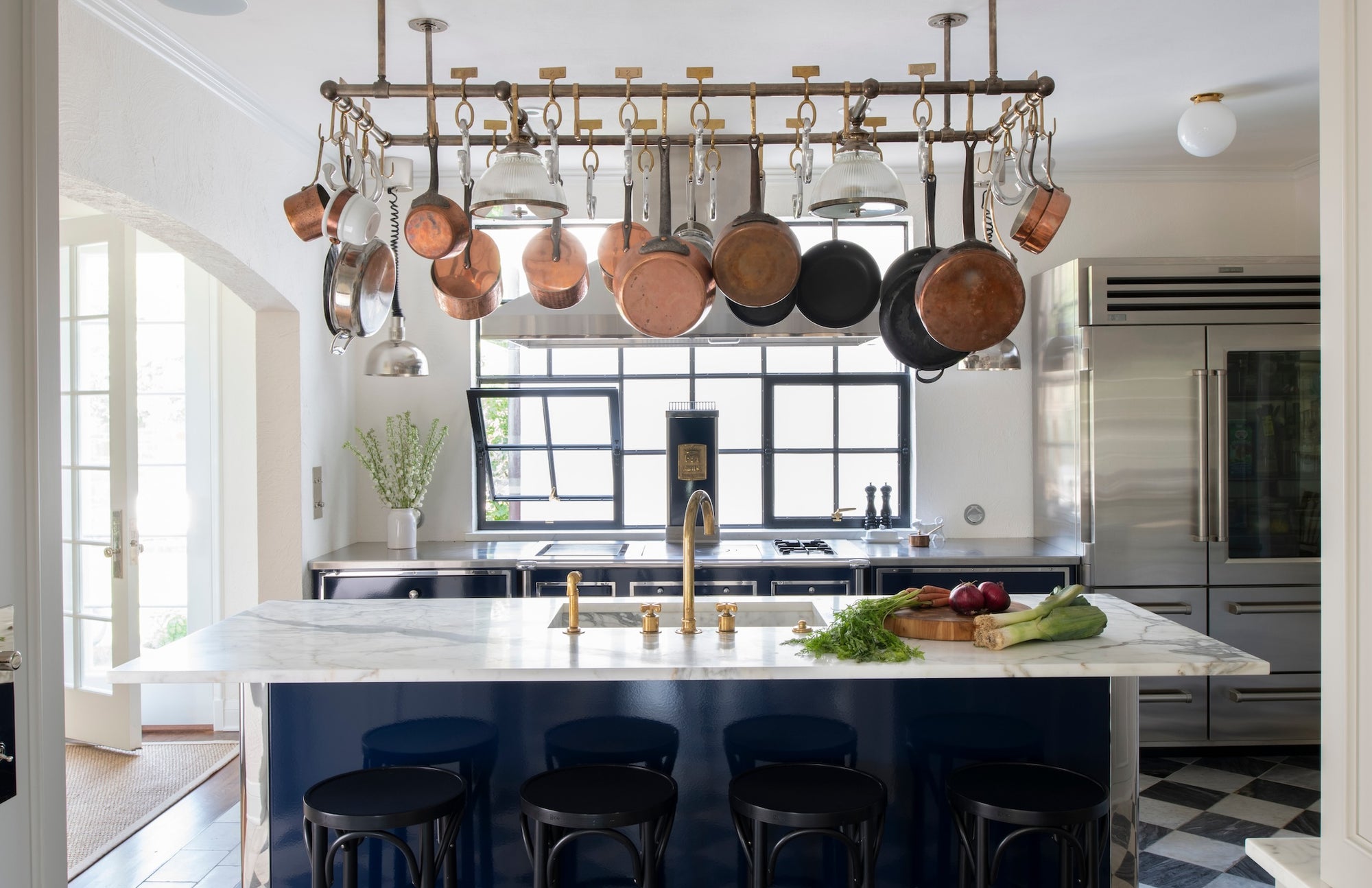 Ann-Morris Lighting – Ann-Morris Inc