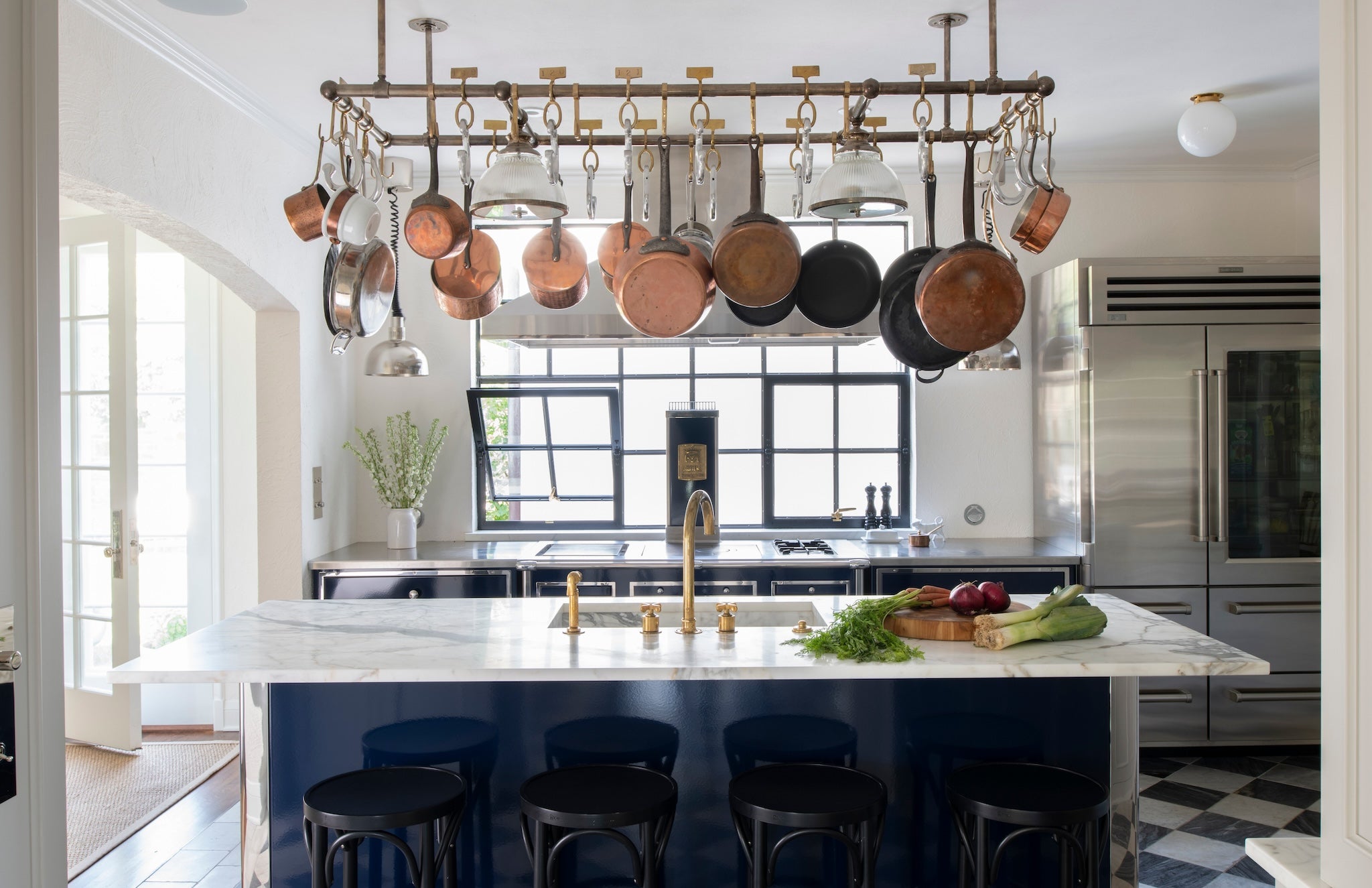 Ann-Morris Lighting – Ann-Morris Inc